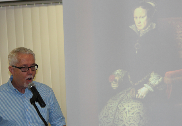 Professor speaks at BCC | Bladen Journal