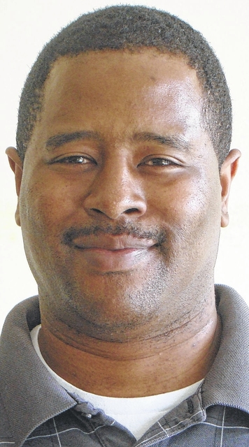 Tellinghis sideof story | Bladen Journal