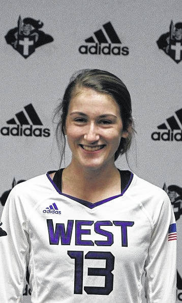 Traveling show continues in unbeaten fashion | Bladen Journal