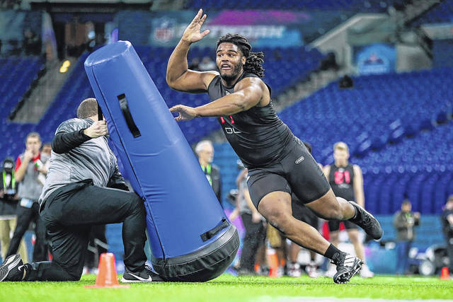 Larrell Murchison hopeful, excited as he awaits NFL Draft | Bladen Journal