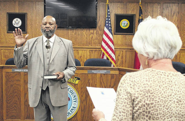 Bladen commissioners – seven of them – sworn in; Peterson, Gillespie ...
