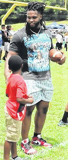Larrell Murchison attracts crowd for his annual Fun Day | Bladen Journal