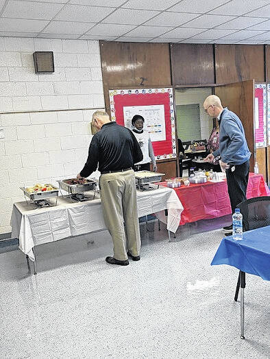 East Arcadia Elementary shows appreciation for law enforcement with ...