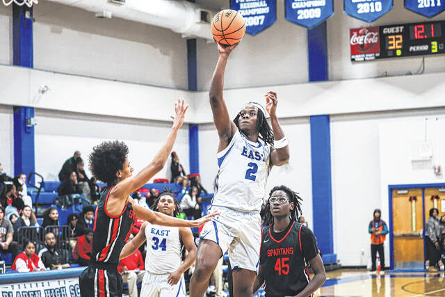 Landyn Scott’s 10 3-pointers spark East Bladen past Union 56-35 ...